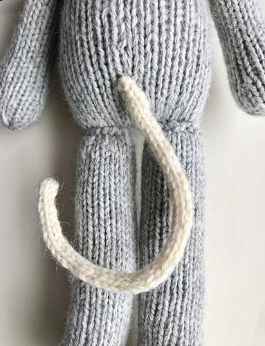 Ravelry: Mouse Theo pattern by Elena Alexeeva