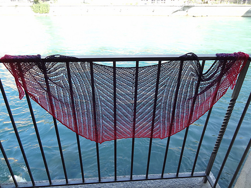 Ravelry: Vampirella pattern by Sue Berg