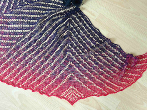 Ravelry: Vampirella pattern by Sue Berg