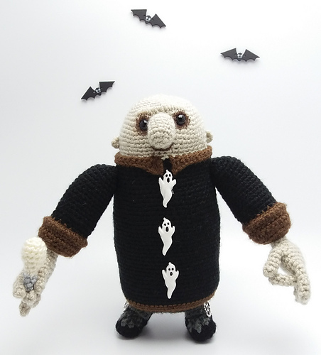 Ravelry: Uncle Fester pattern by Betty Johnson