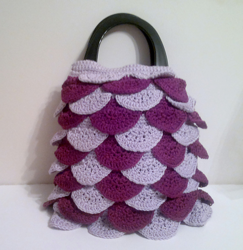 Ravelry: Parma Violet Bag pattern by Nicky Hale