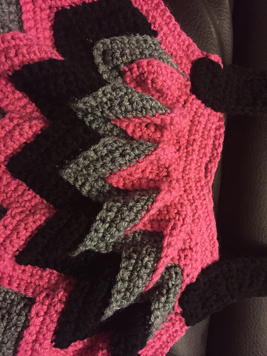 Ravelry: Funky Chevron Purse pattern by Alicia Spaid