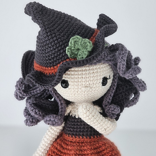 Ravelry: Heather and Tinker pattern by One Crafty Magpie