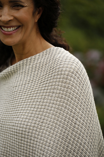 Ravelry: Renata pattern by Amy Christoffers