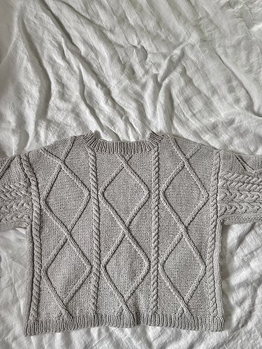 Ravelry: Poets Cardigan pattern by Allison Schmidt
