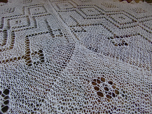 Ravelry: Royal Lace Baby Shawl 2013 pattern by Russian Lily