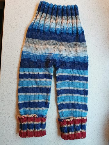 Ravelry: B 20-7 Knitted pants pattern by DROPS design