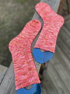 Ravelry: Southern Mossy Socks pattern by Pat Hensley