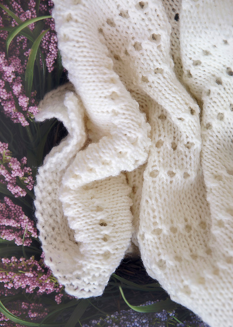 Ravelry: Eyelet Baby Blanket pattern by Leelee Knits