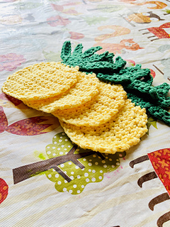 Ravelry: Pineapple Coasters pattern by Katie Bowman