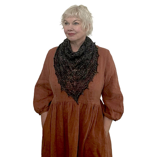 Ravelry: Little Raven Shawl pattern by Ambah O'Brien