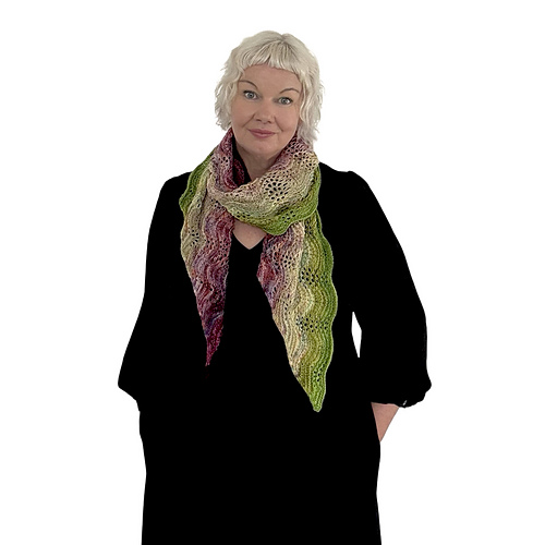Ravelry: Wibbly Wobbly Scarf pattern by Ambah O'Brien