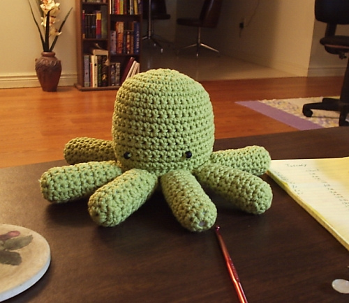 Ravelry: Octopode Pandemonium pattern by PepperKitty