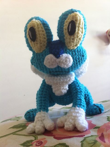 Ravelry: Froakie Inspired Frog (Pokemon) pattern by Amanda L. Girão