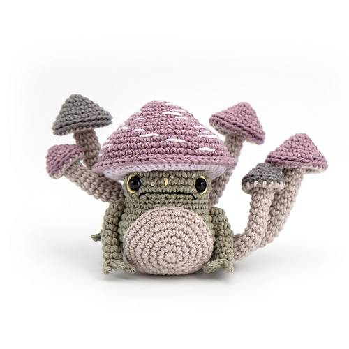 Ravelry: Grumpy Toad Guard pattern by Ilaria Caliri (aka airali), Irene ...