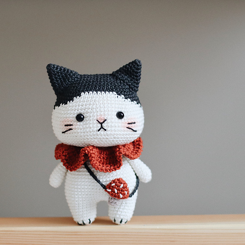 Ravelry: Mushroom Cat pattern by Hain Chan