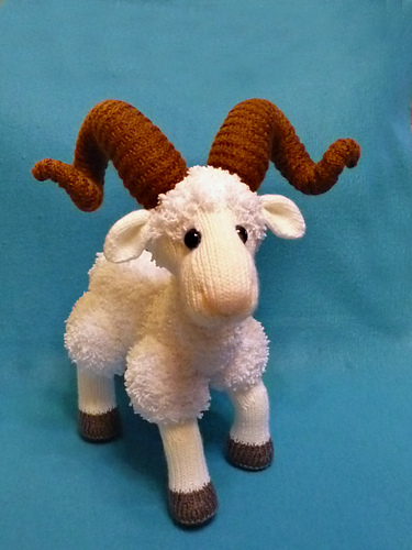 Ravelry: Mountain Goat pattern by Amigurumi Fair