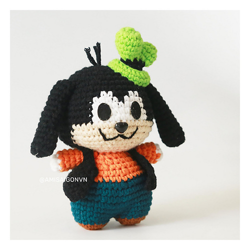 Ravelry: Amigurumi Goofy Dog pattern by Vui Vui