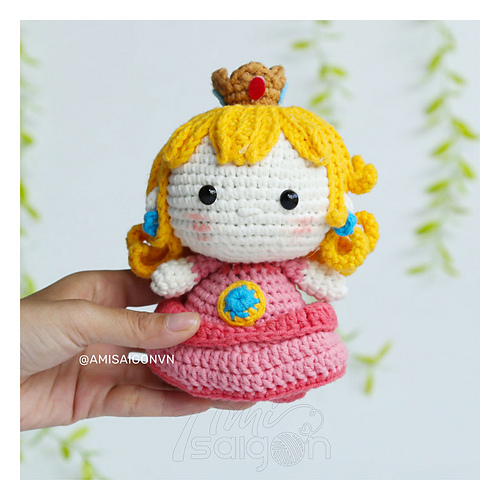 Ravelry: Princess Peach pattern by Vui Vui