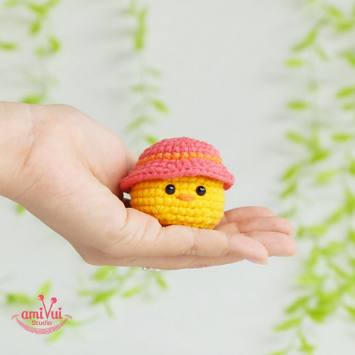 Ravelry: Chick Amigurumi pattern by Ami Ami