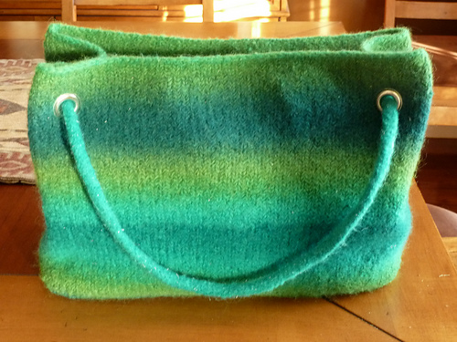 Ravelry: It Felt Random Bag pattern by Cristi H. Payne