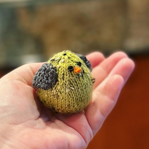 Ravelry: July Tweedy Bird pattern by Amy Munson