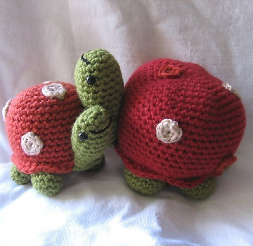 Ravelry: Baby Turtle and Her Mommy pattern by Ana Paula Rimoli