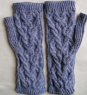 Ravelry: Wabana (beaded) Mitts pattern by Linda Lehman