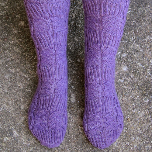 Ravelry: Amoro Beaded Lace Socks pattern by Linda Lehman