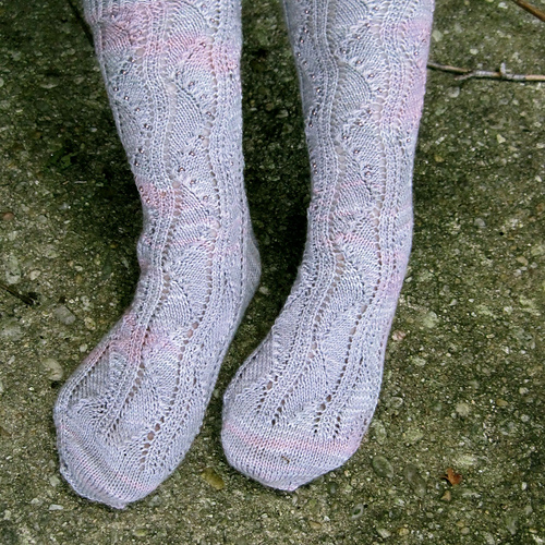 Ravelry: Tufts Beaded Socks pattern by Linda Lehman