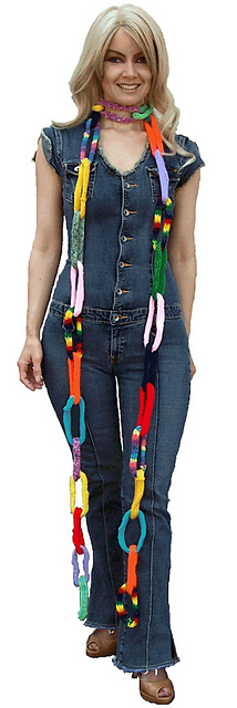 Ravelry: Paper Chain Scarf pattern by Angela Catirina of Catirina Bonet ...