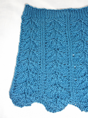 Ravelry: Moms knit caplette pattern by Angel Ces