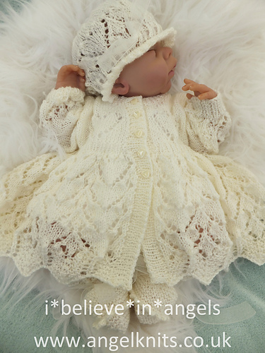 Ravelry: VALENTINA pattern by Karen Ashton-Mills