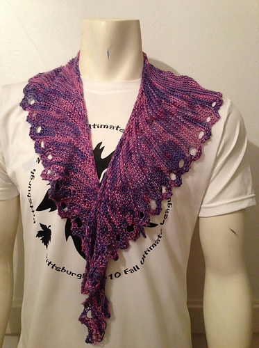 Ravelry: Sideways Garter Scarf pattern by Iris Schreier