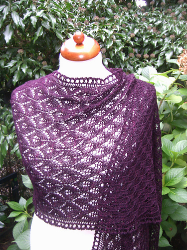Ravelry: Simurgh pattern by Anne Hanson