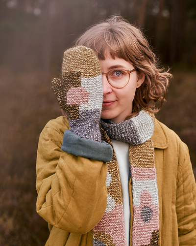 Ravelry: Floating On Water Scarf pattern by Anna Husemann