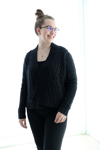 Ravelry: Varjo pattern by Anna Johanna