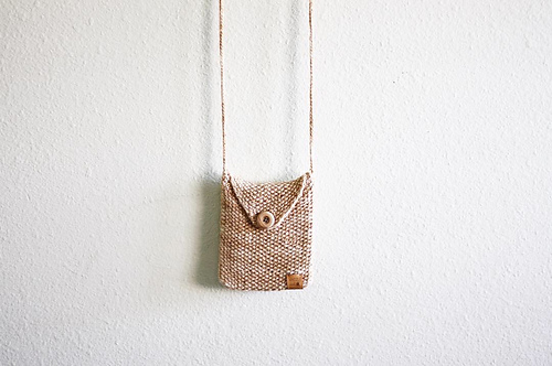 Ravelry: The Gallivanter Bag pattern by Anna Kwon