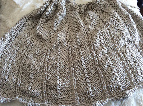 Ravelry: Mandarin Wrap pattern by Marlaine DesChamps
