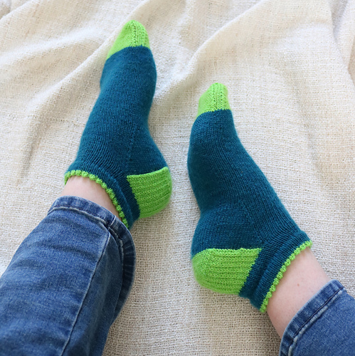 Ravelry: Picot-boo Shortie Socks pattern by Anna Stephenson