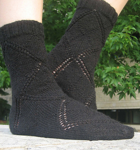 Ravelry: Black Argyle pattern by Anneh Fletcher
