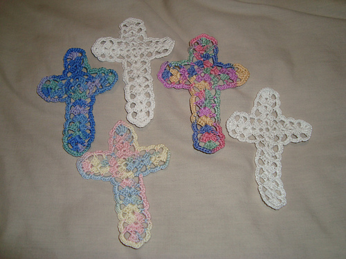 Ravelry: Cross Bookmark or Ornament pattern by Bonnie DeCamp