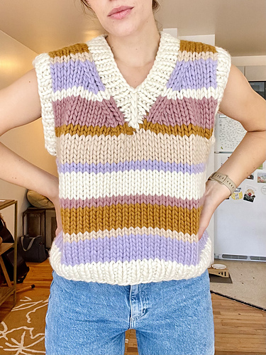 Ravelry: Super Chunky Oversized Sweater Vest pattern by Anne van Meerveld