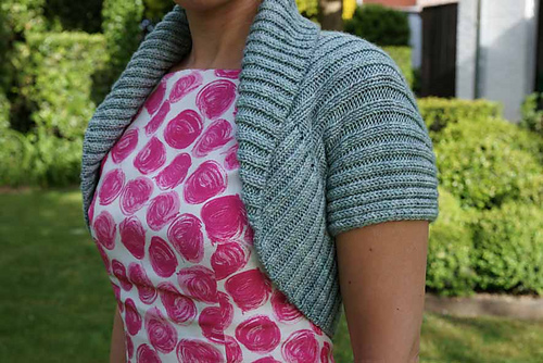 Ravelry: Simple Shrug pattern by American Thread Company