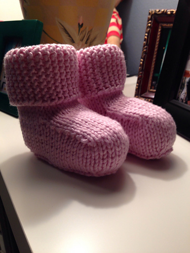Ravelry: Baby Uggs pattern by Autumn Street