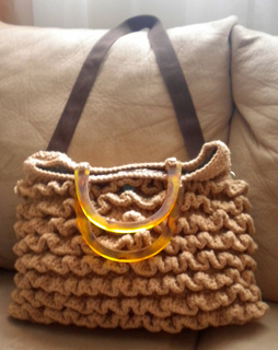 Ravelry: shopannavirginia's Foldover Ruffle Handbag