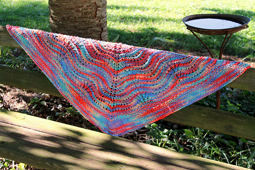 Ravelry: Winglets Shawl pattern by Liz Capik