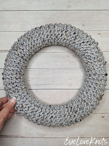 Ravelry: Super Chunky Kinsley Blake Wreath pattern by Alexandra of ...
