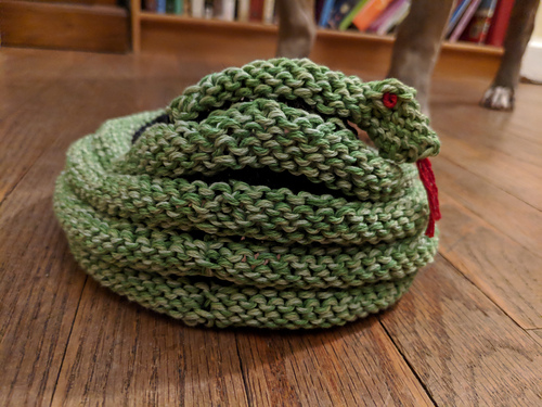 Ravelry: Snake Coil Cowl pattern by Ariel Woods