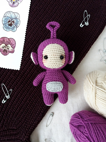Ravelry: Teletubbies pattern by Julia Arkrait